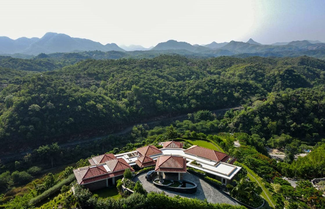 Iconic & Award Winning 5 Star Luxury Hotels & Resorts in India - ITC Hotels